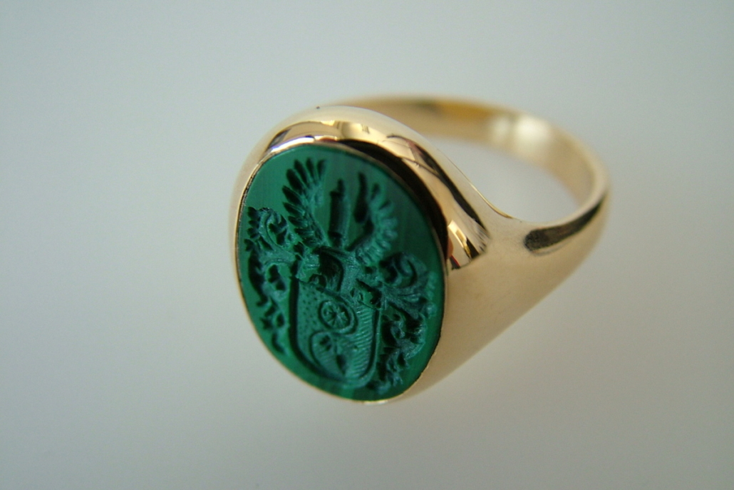 Signet ring and crest ring - handmade by Pro Heraldica